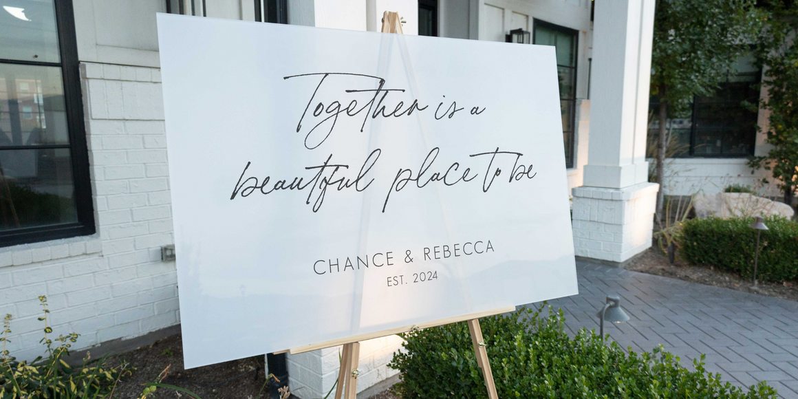 Decorating for a Wedding With Custom Acrylic Signs